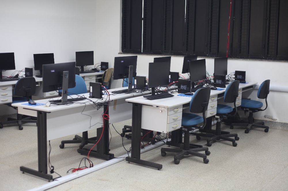 Portal UFS - Campus de Lagarto recebe novos computadores para ...
